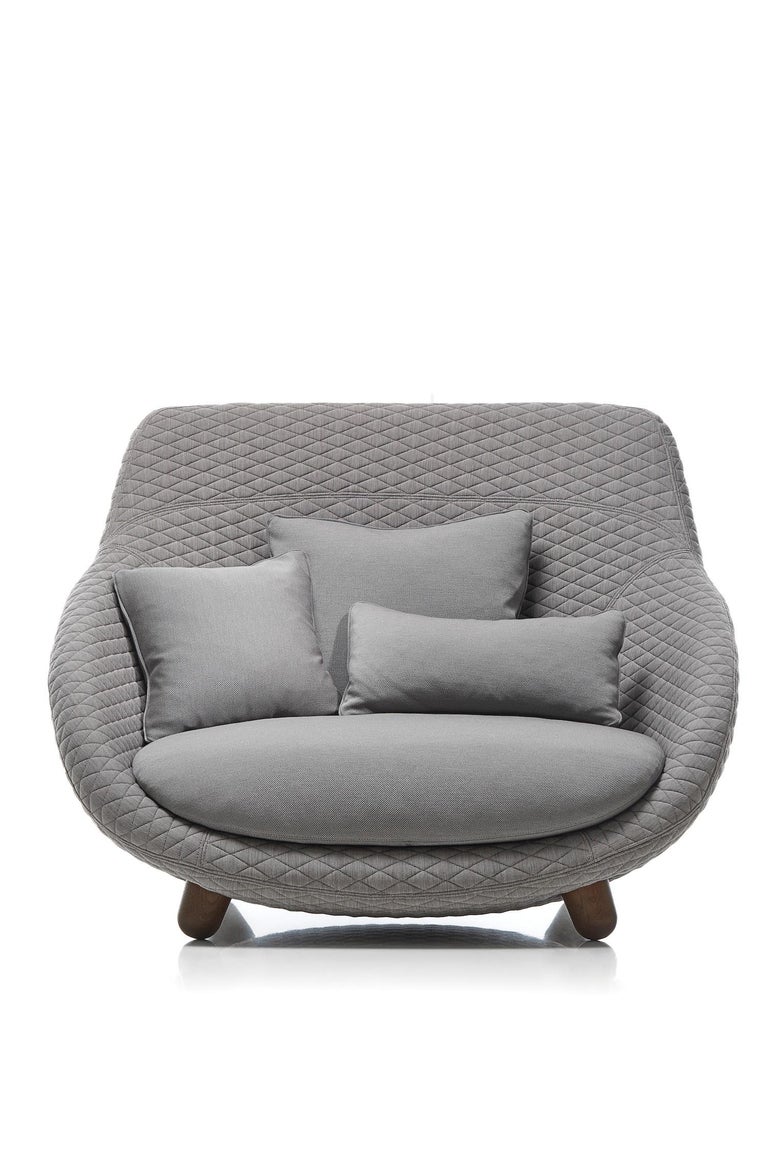 Moooi Love Sofa with High Back in Fabric or Leather By Marcel Wanders ...
