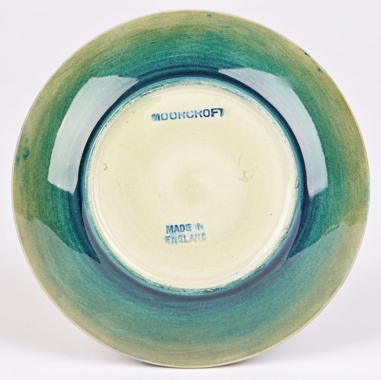 Moorcroft Art Deco Tubelined Leaf Design Pottery Dish For Sale at 1stDibs