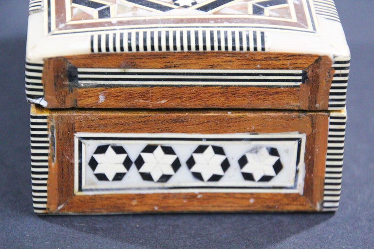 Moorish Middle Eastern Handcrafted Mosaic Decorative Box For Sale at ...
