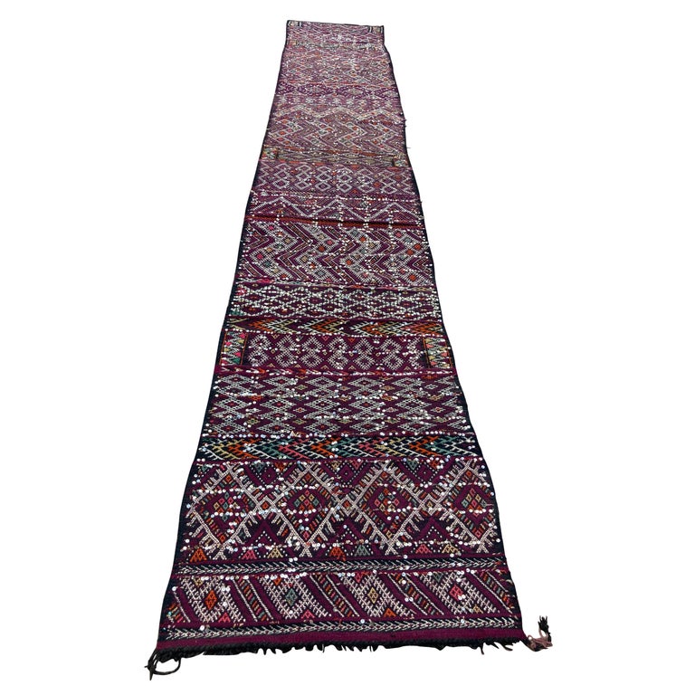 Tapis marocain africain Zemmour en textile ethnique En vente sur 1stDibs