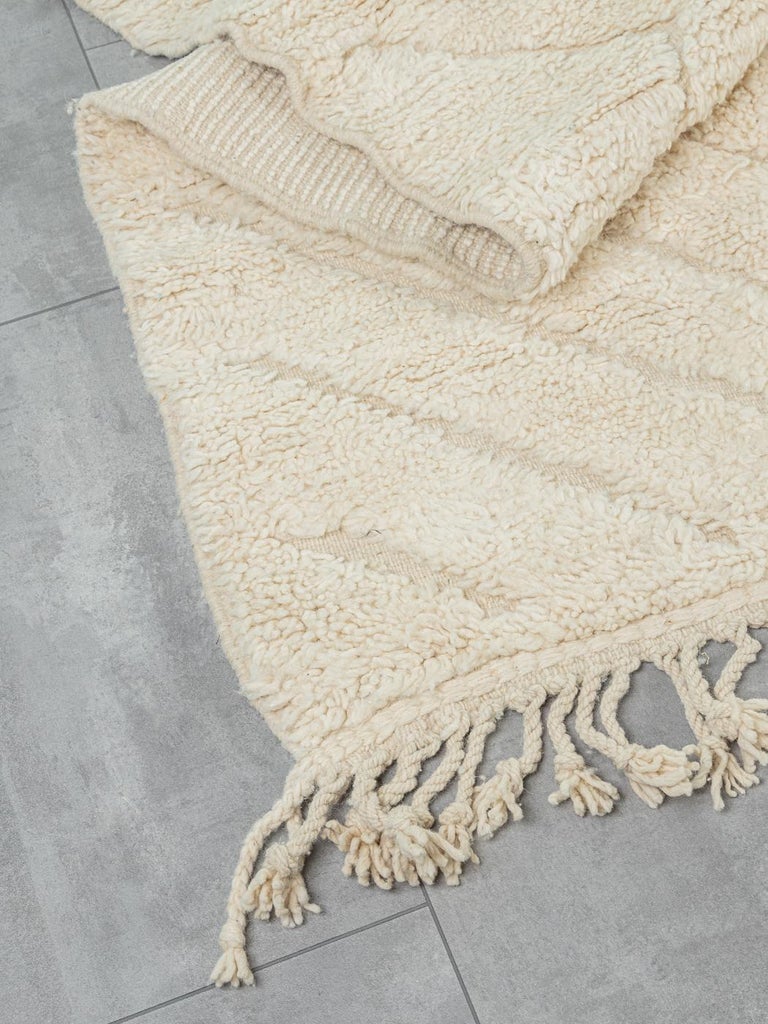Moroccan Beni Ourain 100% Wool Berber Rug Handwoven For Sale at 1stDibs