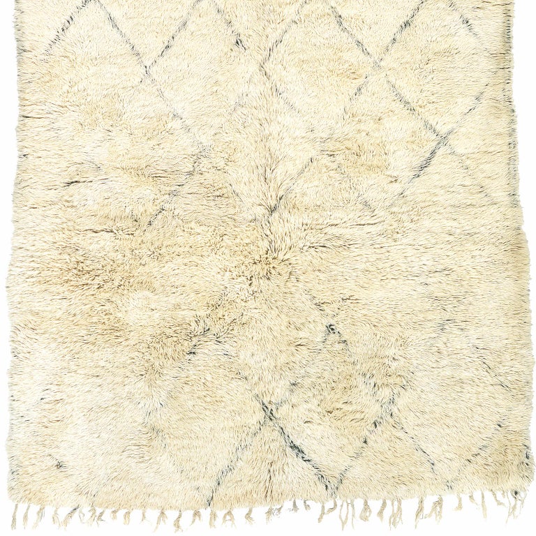 Moroccan Berber Handwoven Carpet For Sale at 1stDibs