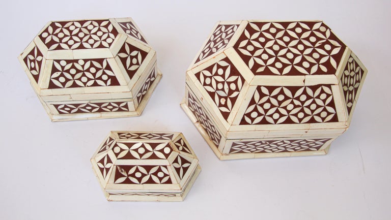 Moroccan Decorative Trinkets Boxes Inlaid with White Bone at 1stDibs