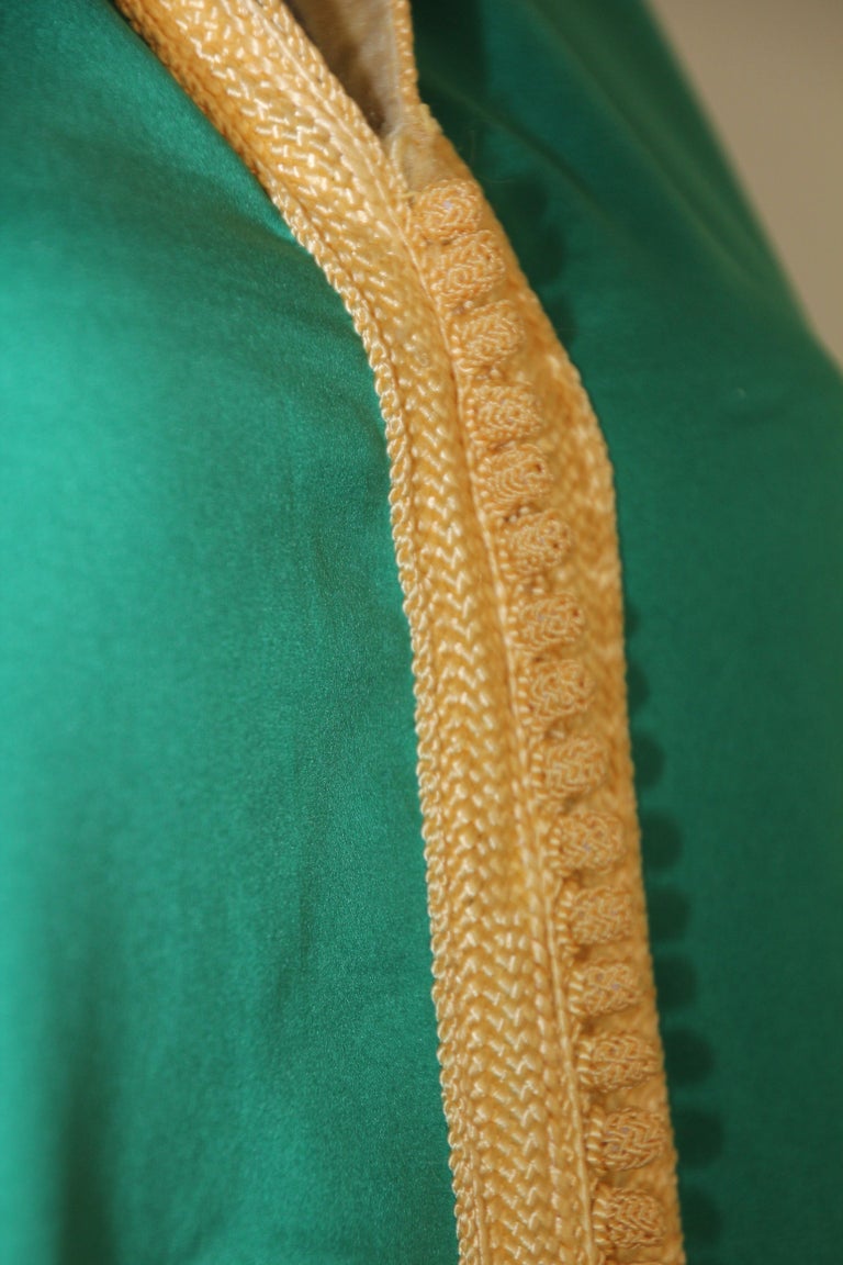 Moroccan Hooded Caftan Emerald Green Djellabah Kaftan For Sale at 1stDibs