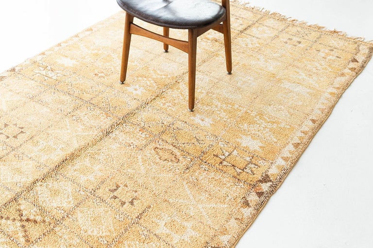 Moroccan Middle Atlas Tribe Berber Rug For Sale at 1stDibs