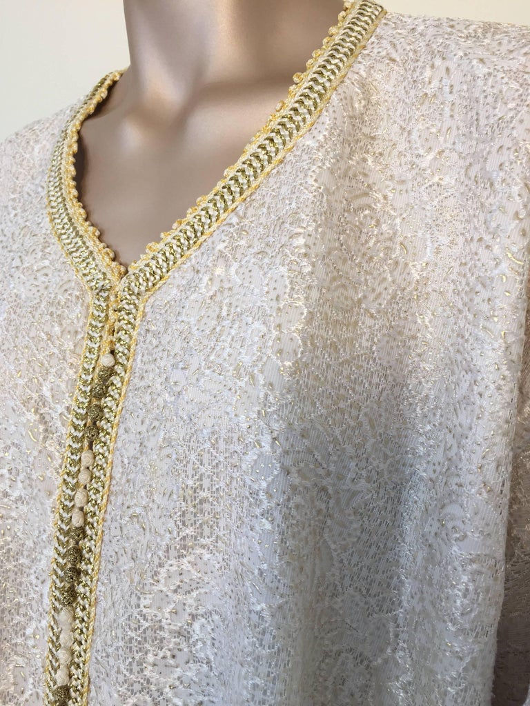 Moroccan Vintage Caftan in White and Gold Lace 1970s Kaftan Maxi Dress ...