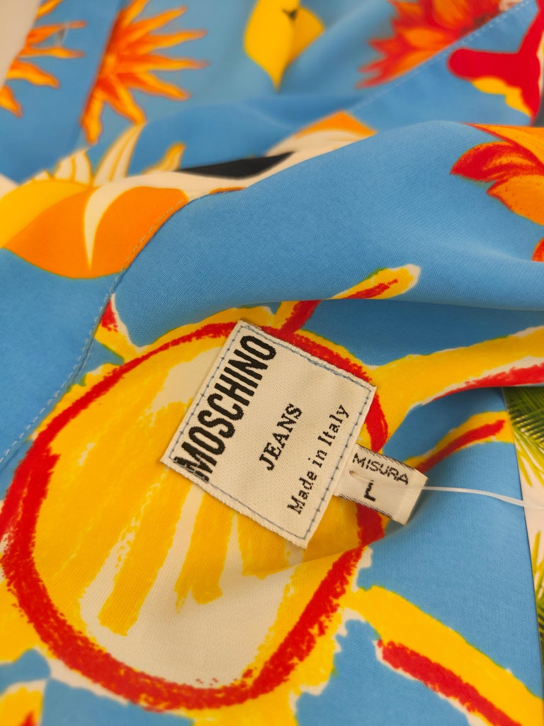 Moschino jeans iconic silk shirt For Sale at 1stDibs