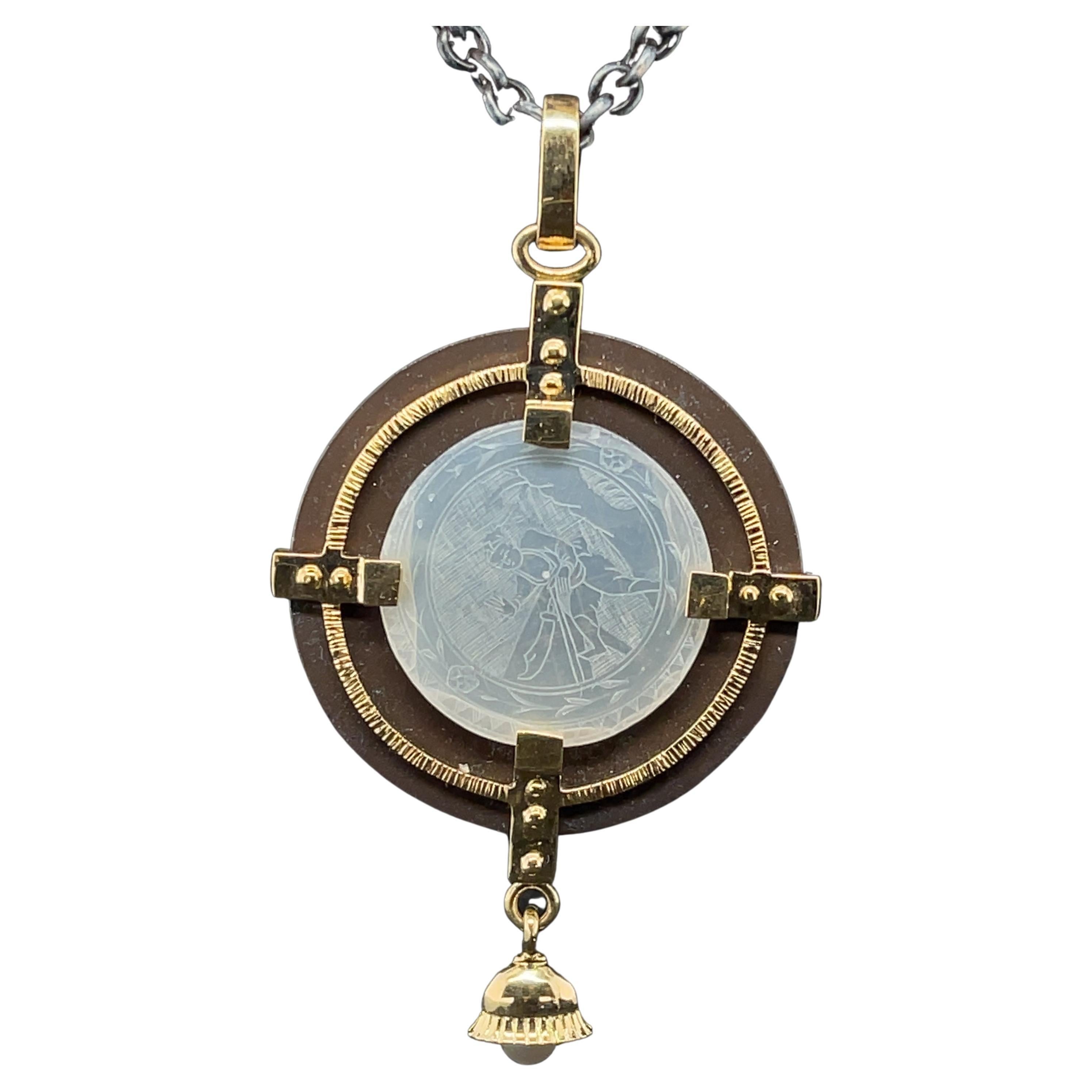 Antique Mother-of-Pearl Gambling Counter Pendant in Yellow Gold and ...