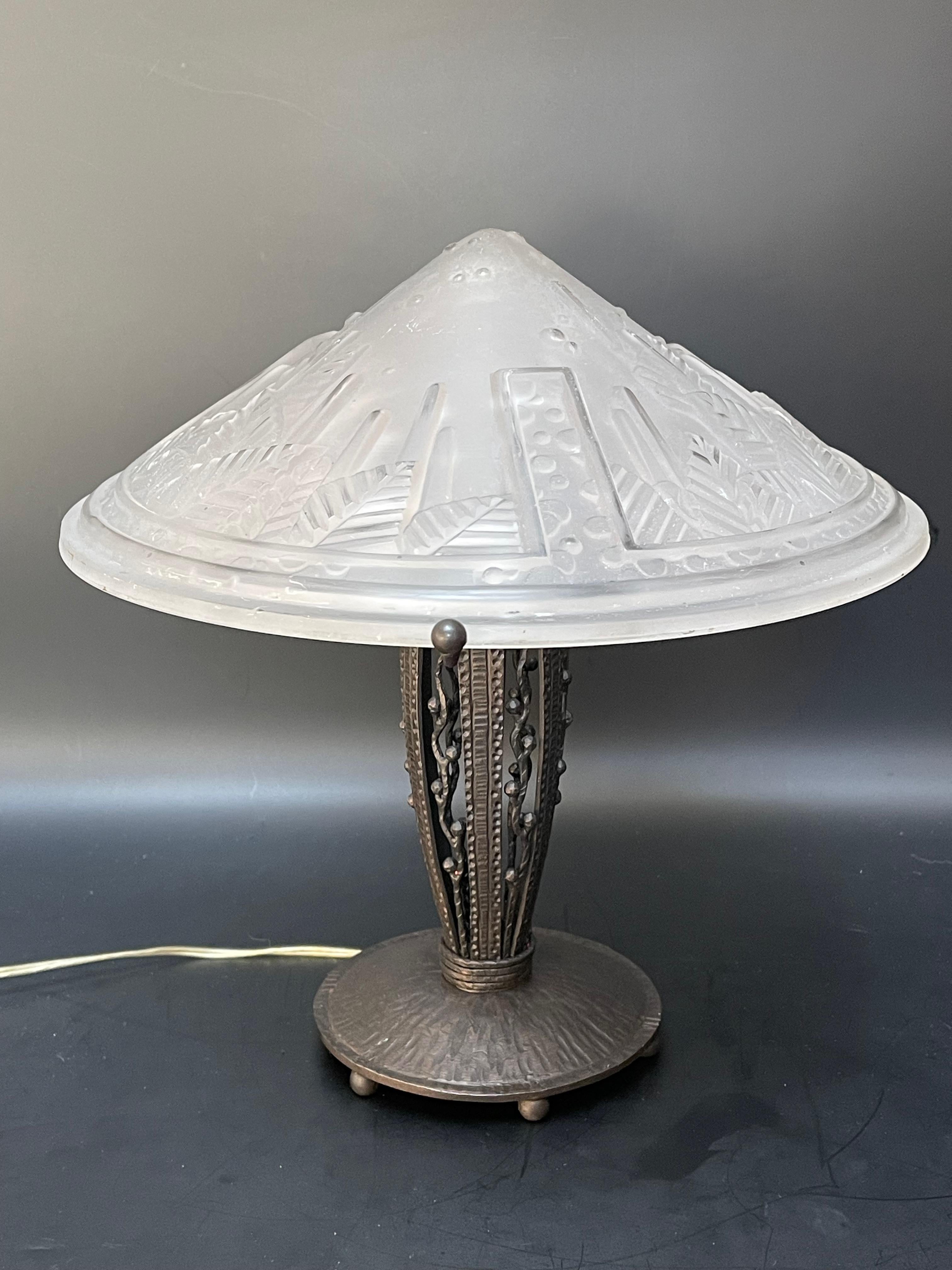 Muller Frères Art Deco Lamp For Sale at 1stDibs