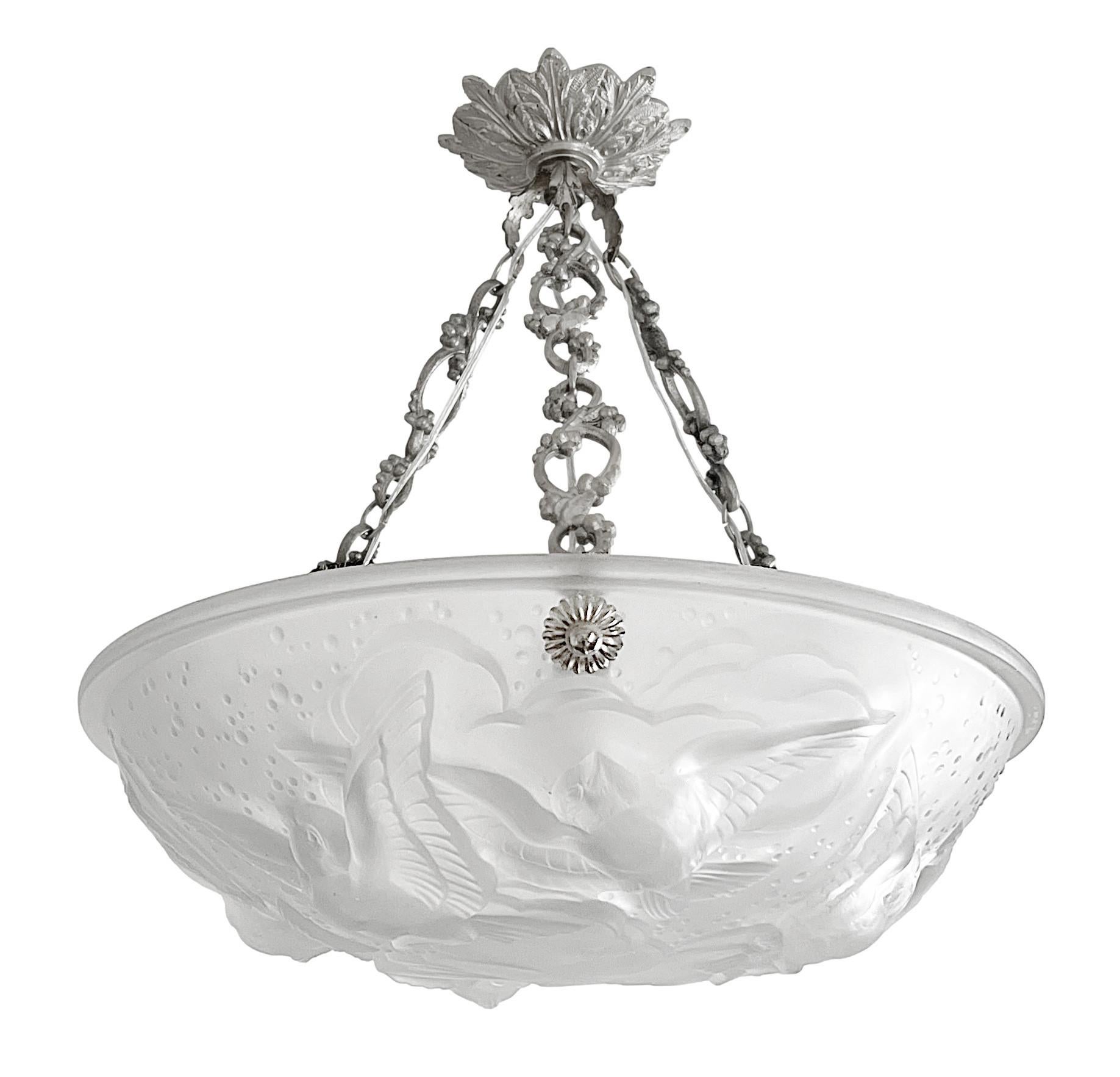 Muller Freres French Art Deco Swallow Pendant Chandelier 1920 7 shades ...