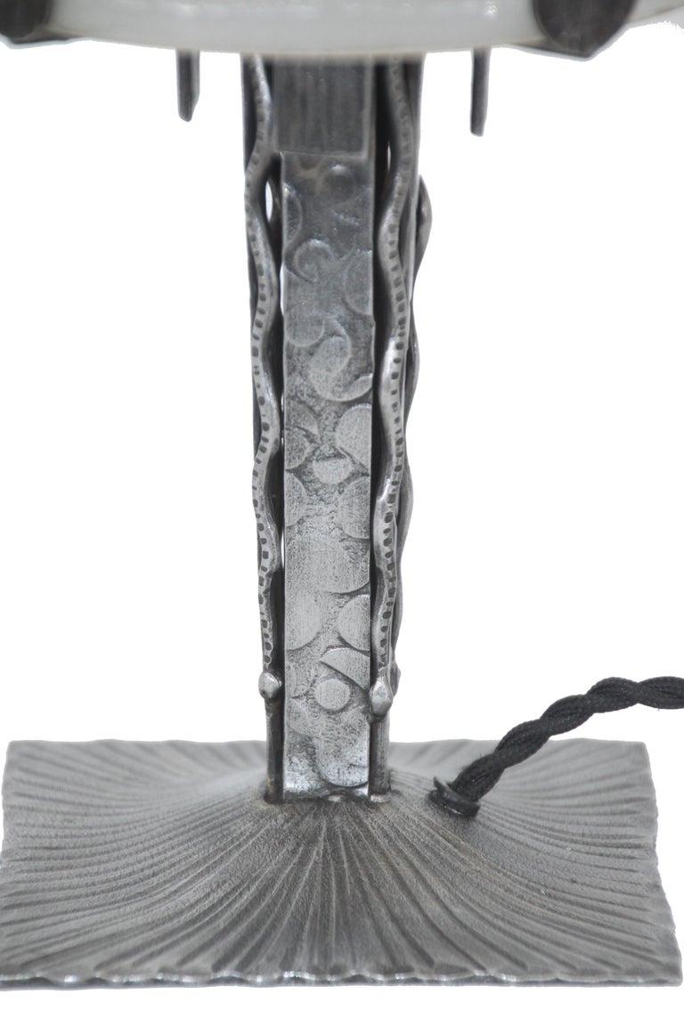 Muller Frères, Table Lamp, Art Nouveau, France, 1920-1933, Glass ...