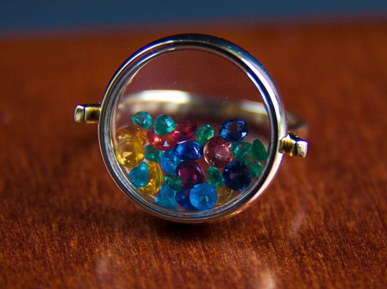 Multicolor gemstone shaker 14k gold ring For Sale at 1stDibs