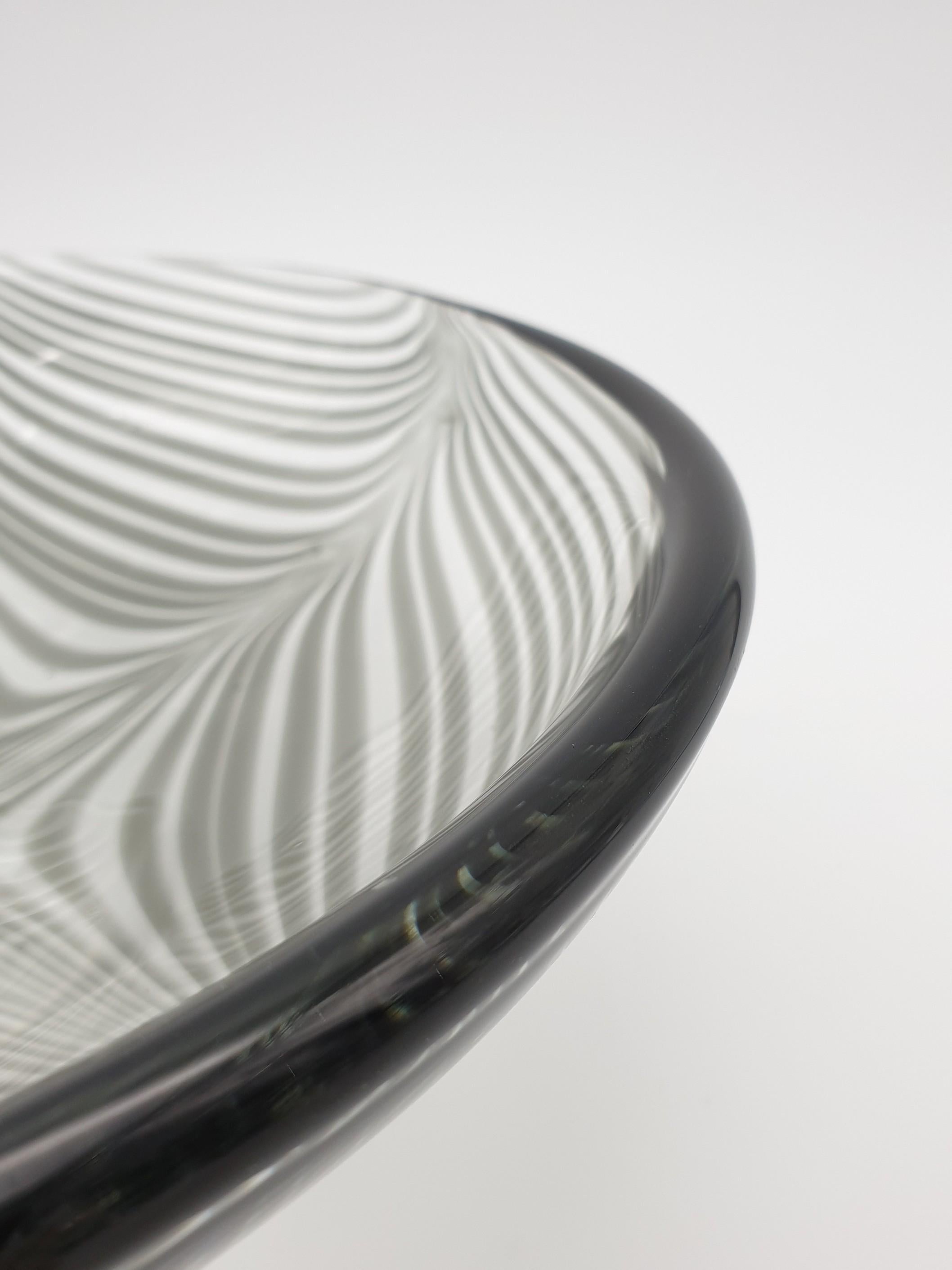 Murano Glass Bowl in "Fenicio" Festooning Pattern by Cenedese, 1970s ...