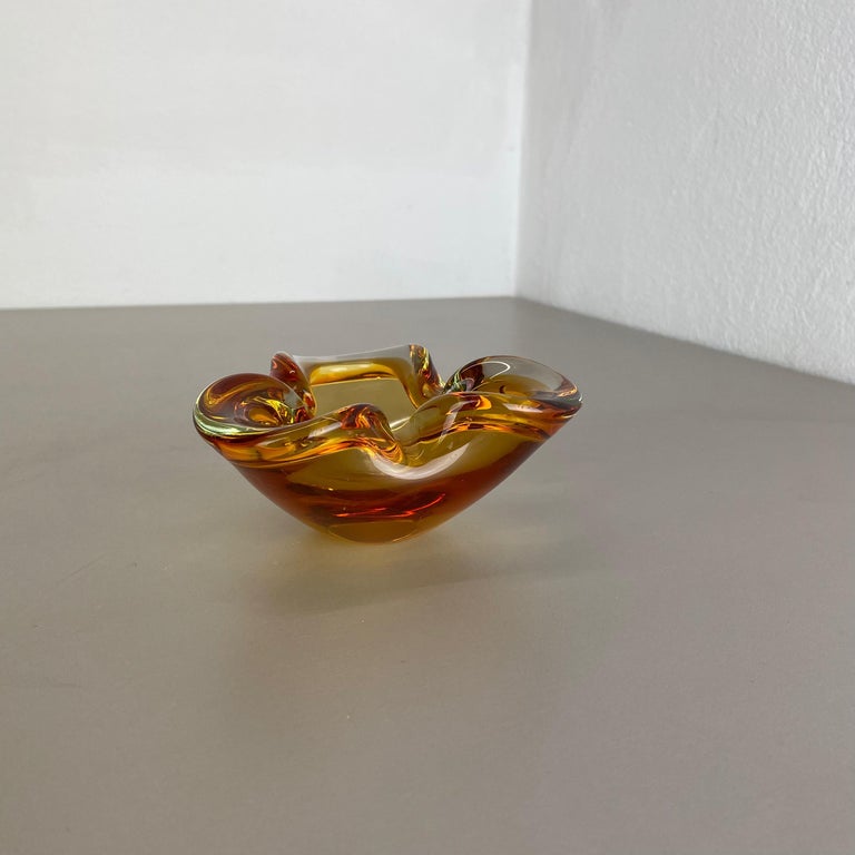 Murano Glass "Honey-Yellow" Bowl Element Shell Ashtray Murano, Italy ...