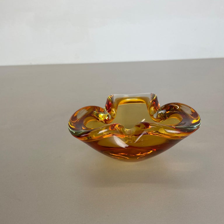 Murano Glass "Honey-Yellow" Bowl Element Shell Ashtray Murano, Italy ...