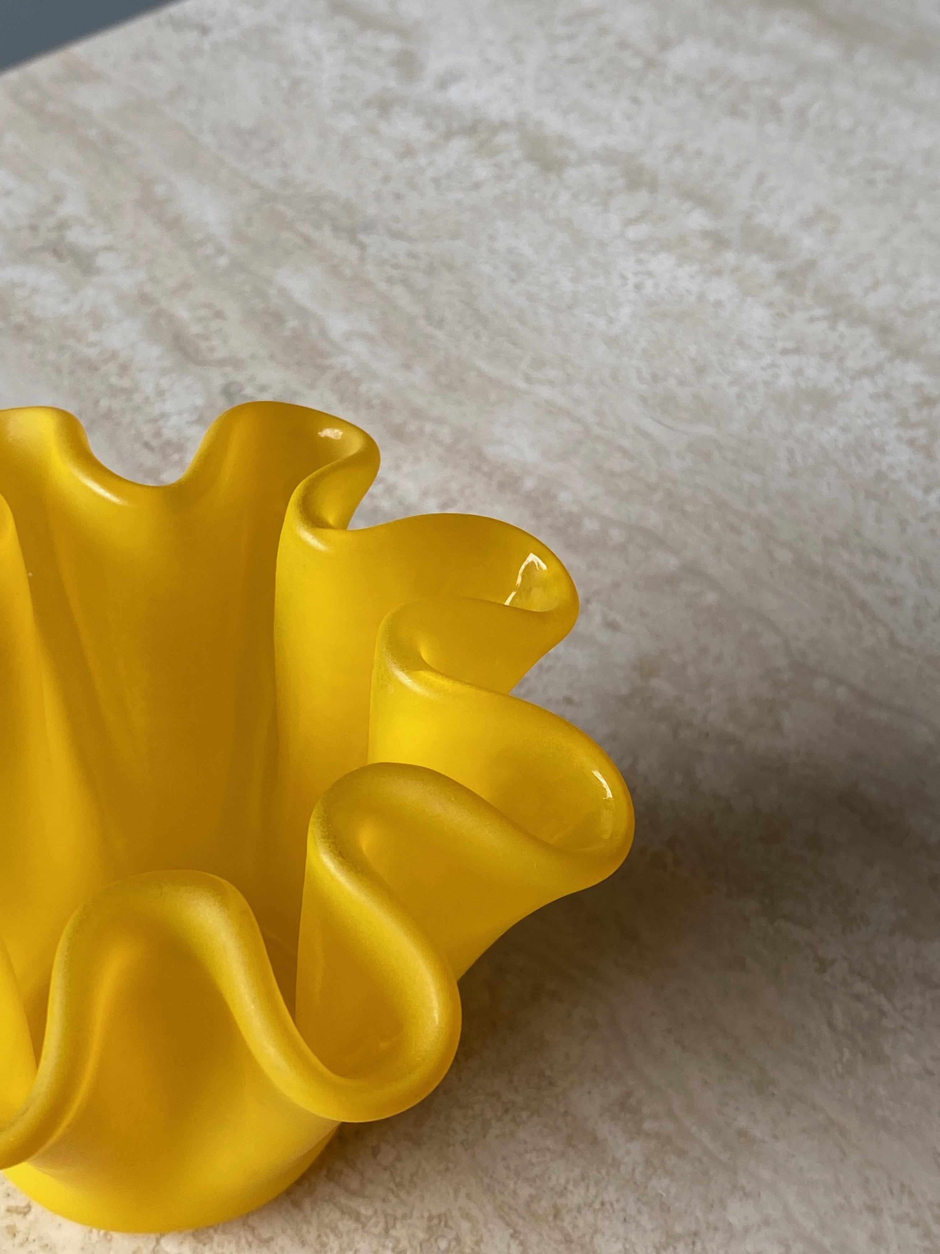 Muurla Folded Glass Handkerchief Vase, Finland, 1970s For Sale at 1stDibs