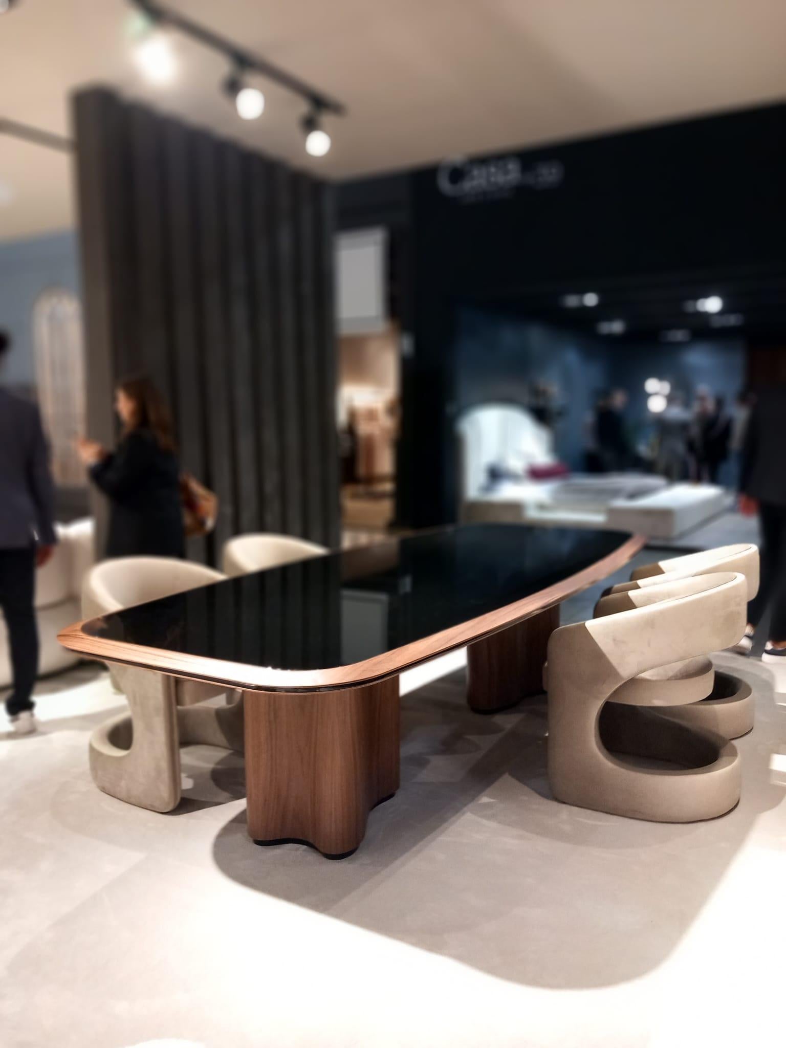 MUXIMA dining table with organic-shaped legs For Sale at 1stDibs ...