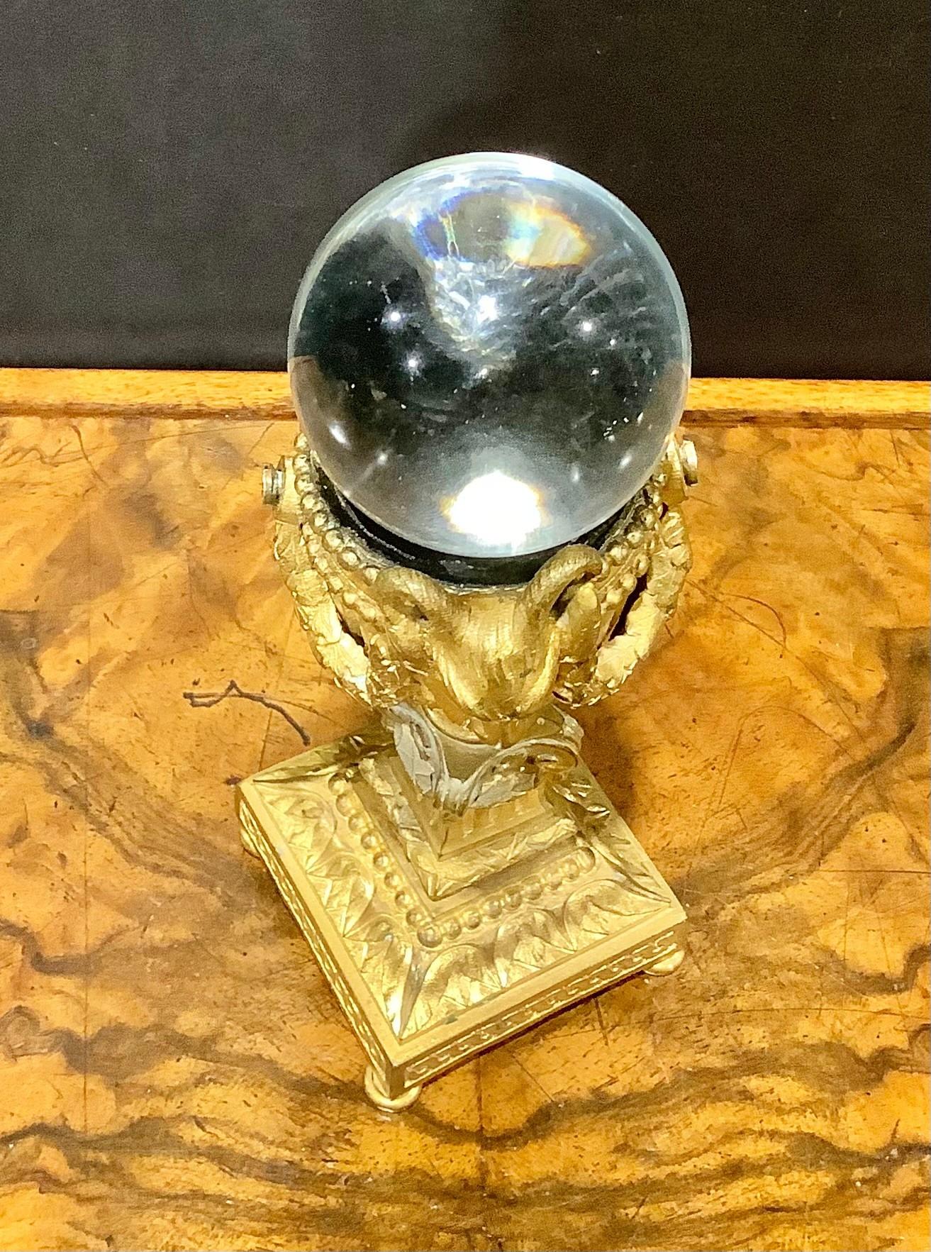 Misticismo y ocultismo - Bola de cristal neoclásica francesa victoriana ...