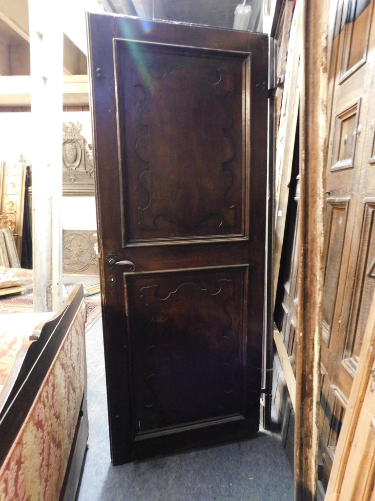 N. 2 Antique Doors in Louis XIV Brown Walnut with Ribbed Frame, Italy ...