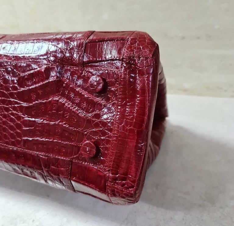 Nancy Gonzalez Women's Resort 2020 Crocodile Knot Lady Bag For Sale at ...