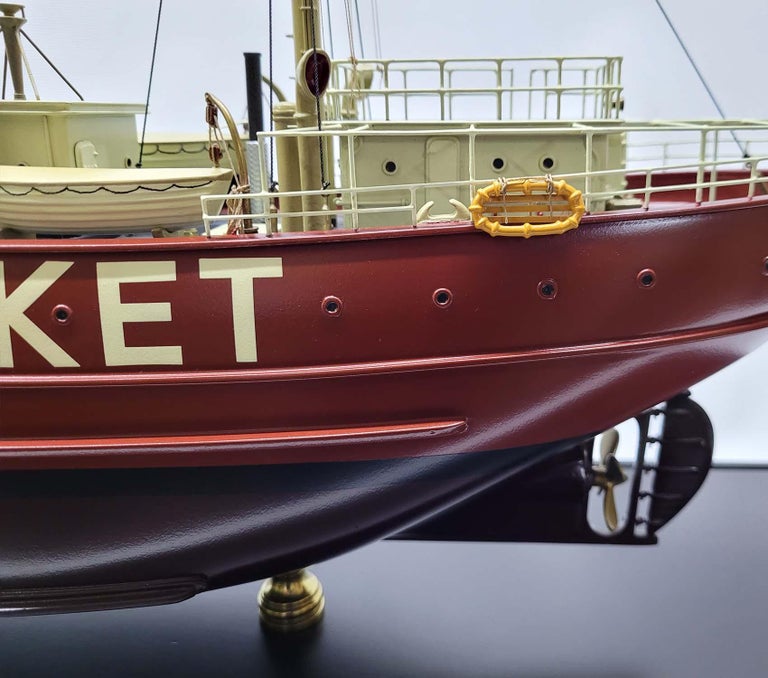 Nantucket Lightship Model LV-112 For Sale at 1stDibs