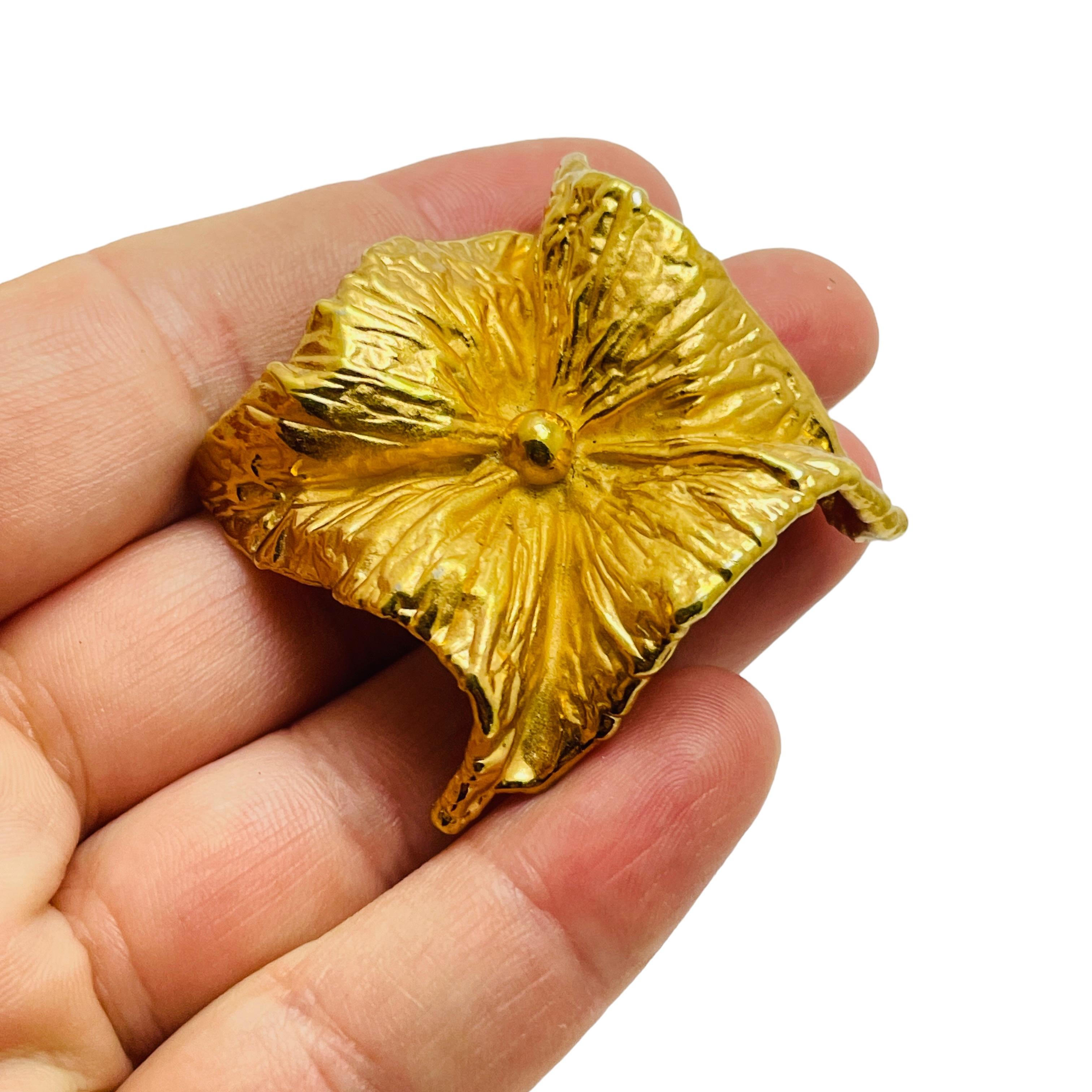 NAPIER signed vintage gold tone designer brooch For Sale at 1stDibs