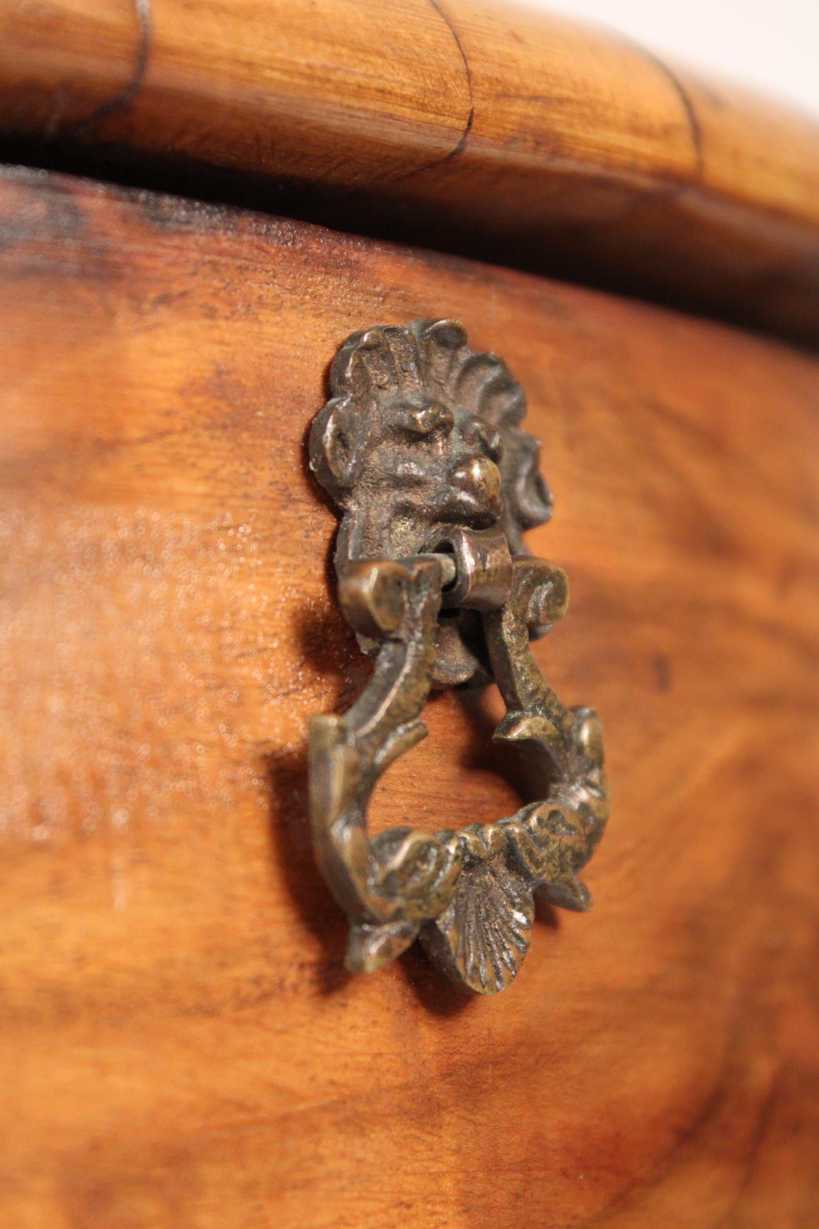 Napoleon III Burl Olive Wood Kidney Shaped Writing / Poudre Table at ...