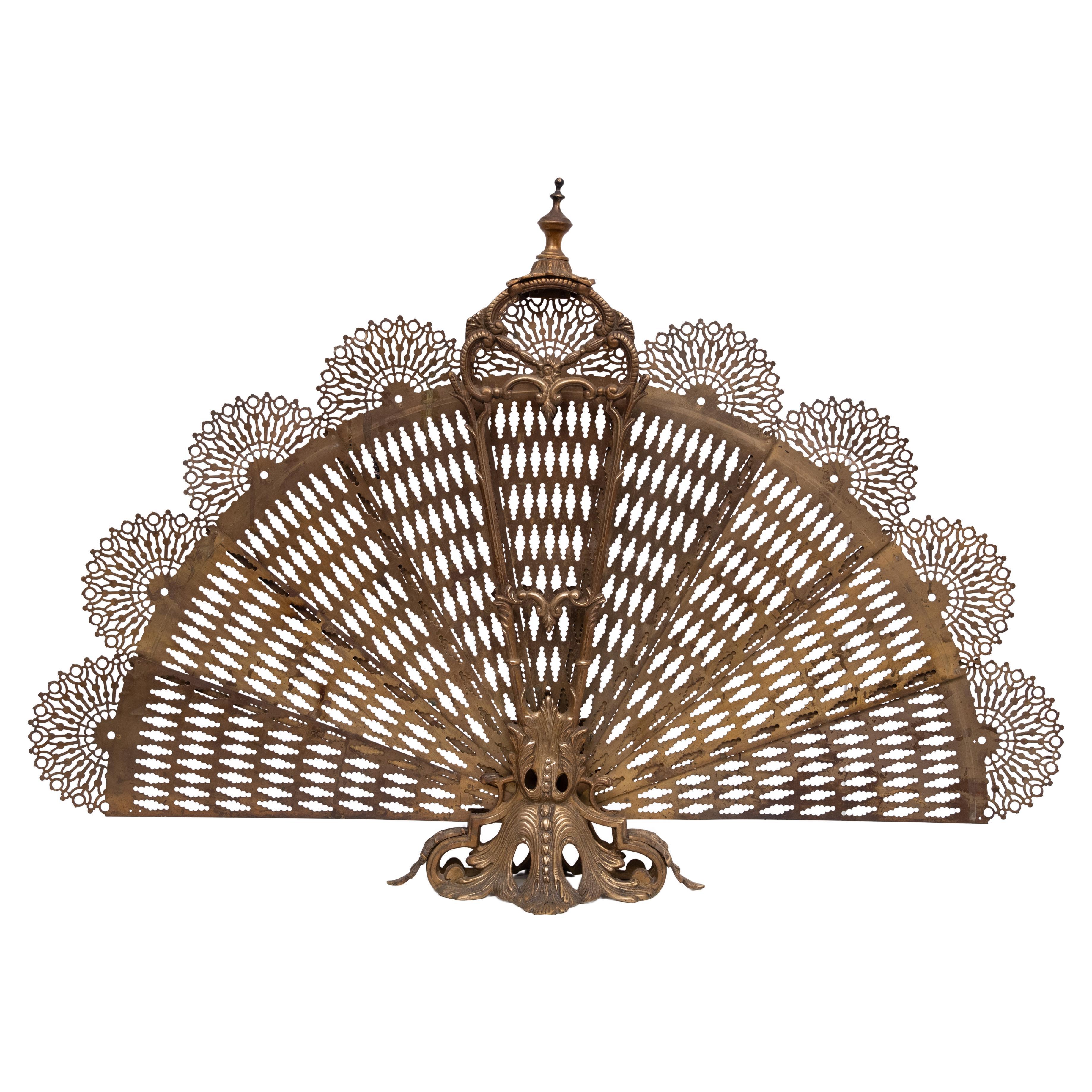 Napoleon III style Peacock fire screen in bronze 20th century For Sale ...