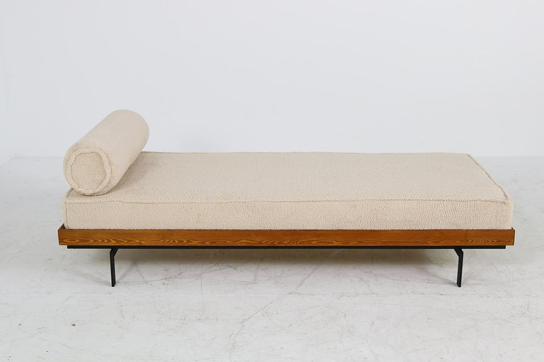Nathan Lindberg Daybed Mod 31 Sofa Larch Wood, Steel, Teak, Beige Teddy ...