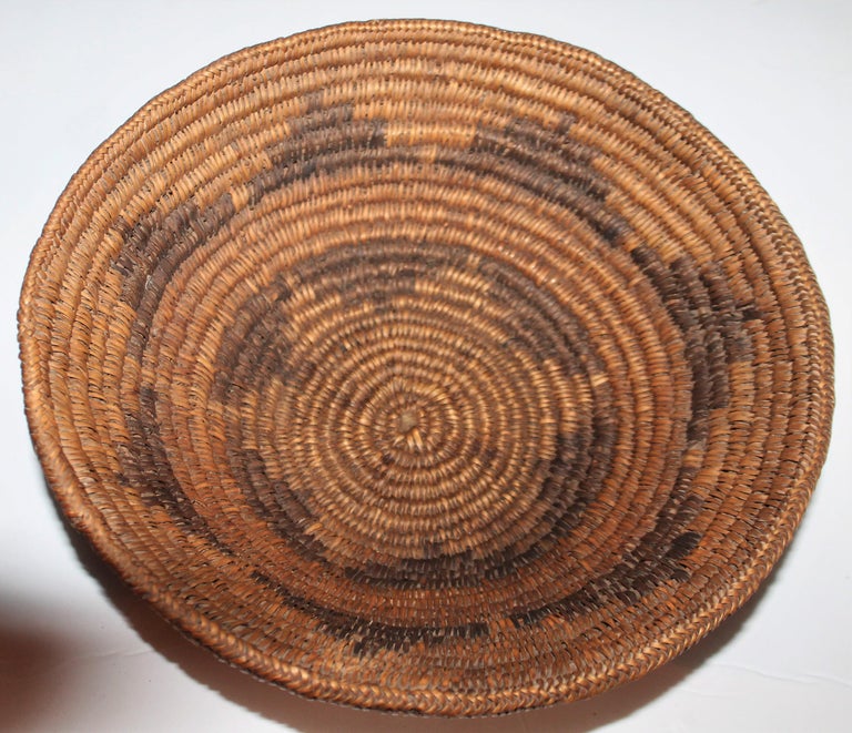 Native American Washo Basket For Sale at 1stDibs