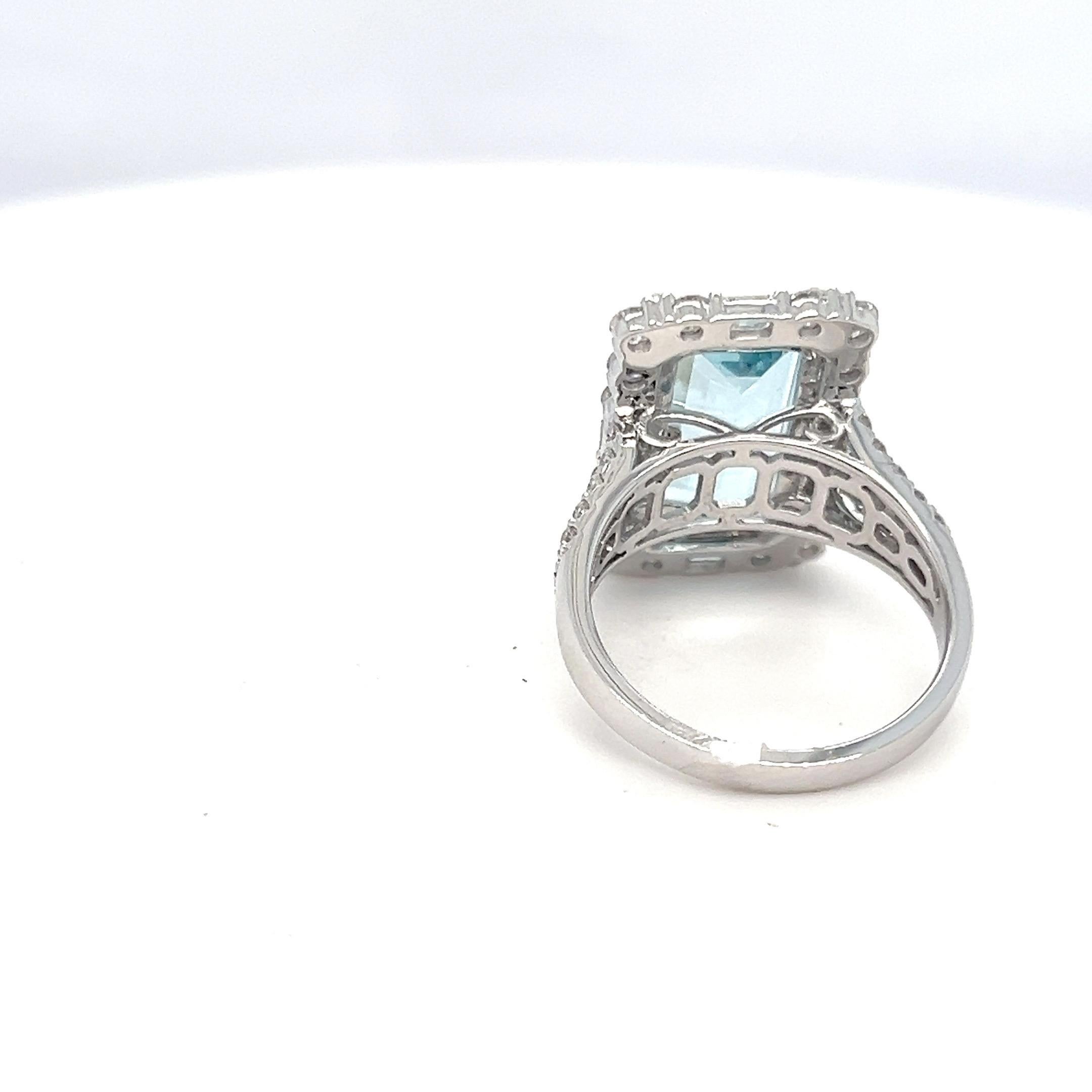 Natural 5.48 Rectangular Aquamarine Diamonds Ring For Sale at 1stDibs
