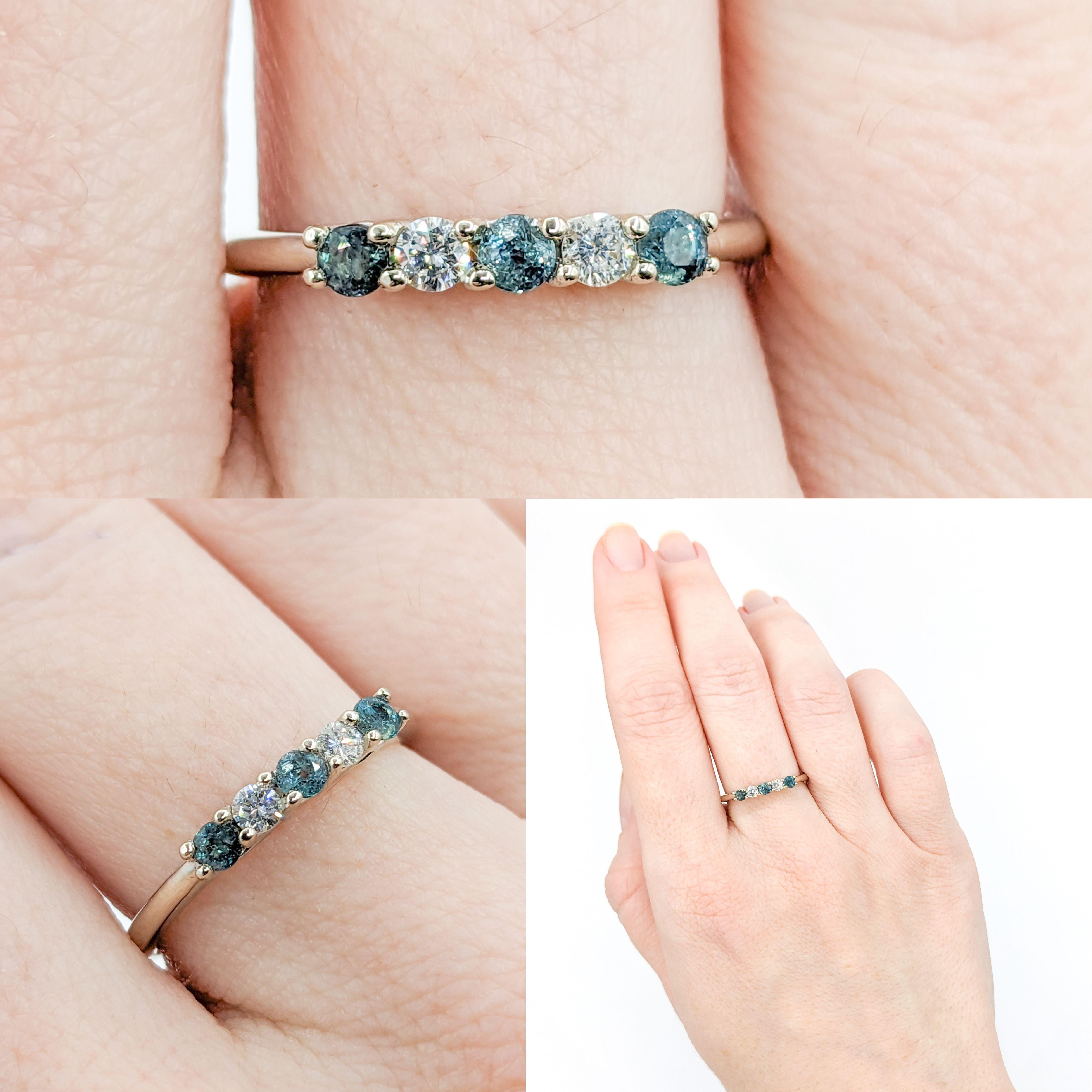 Natural Alexandrite and Diamond Ring 5-Stone White Gold For Sale at 1stDibs