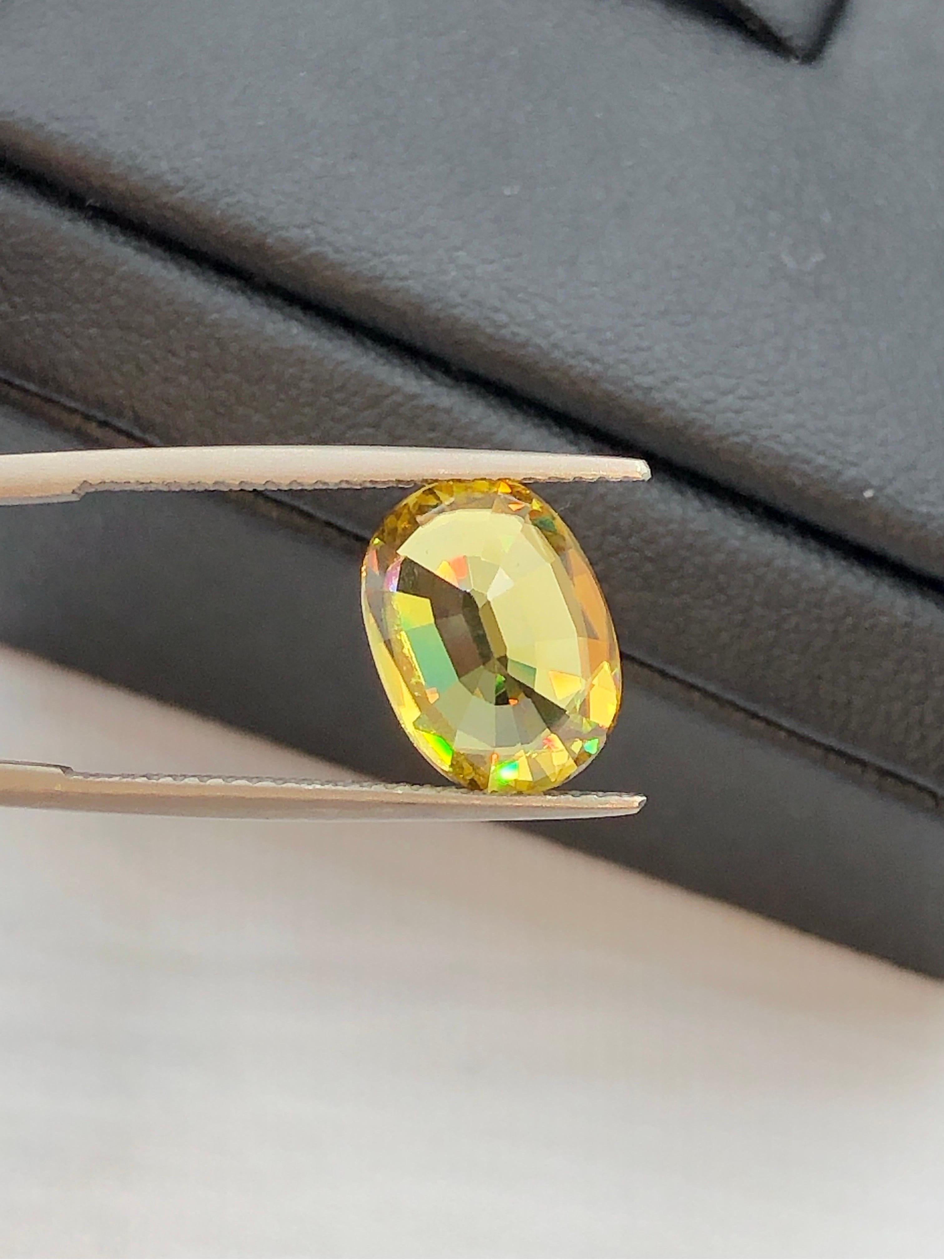 Natural Beautiful Sphene 4.13 ct vvs Cushion For Sale at 1stDibs
