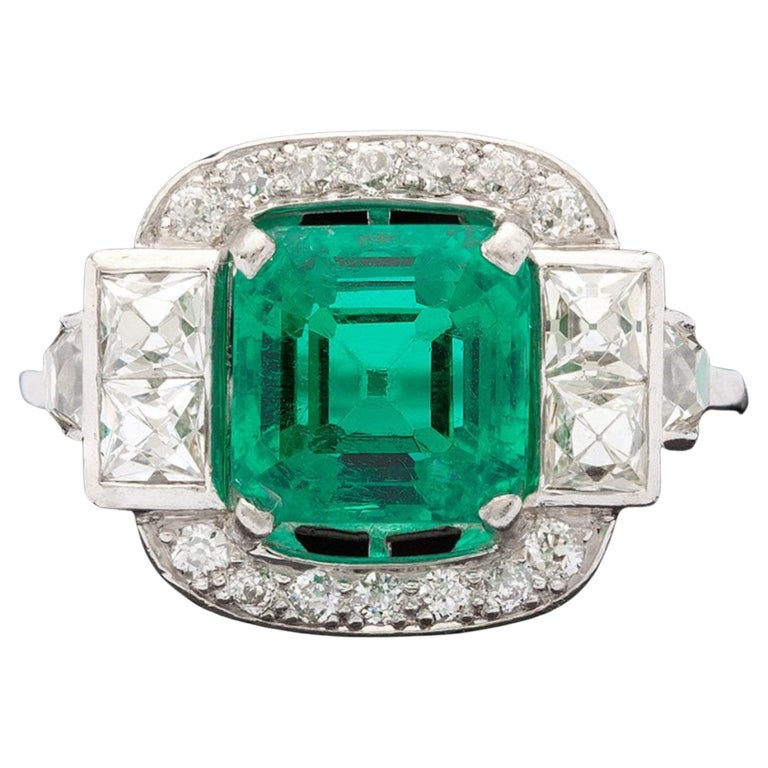 Customizable Natural Colombian 18K Gold Emerald Engagement Ring For Sale at 1stDibs