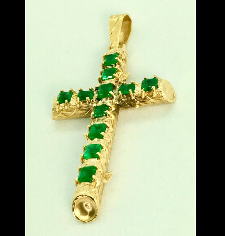 Natural Colombian Emerald Cross Pendant 18 Karat Yellow Gold at 1stDibs ...