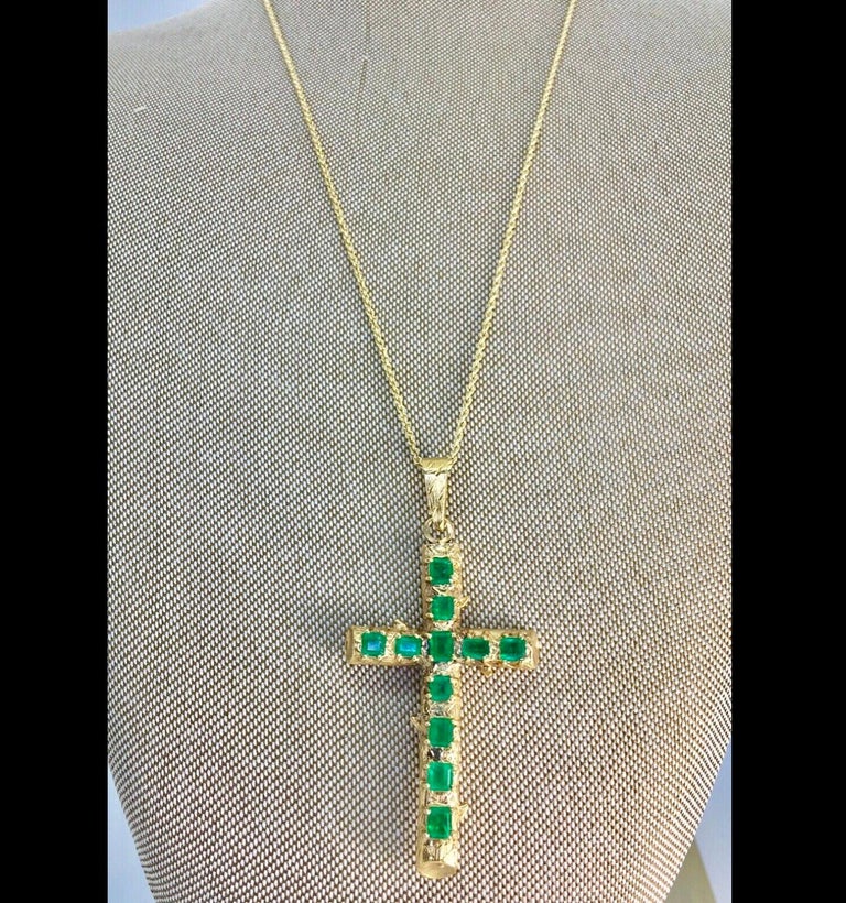 Natural Colombian Emerald Cross Pendant 18 Karat Yellow Gold at 1stDibs ...