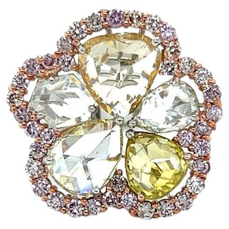 Natural Color Diamond Flower Ring in 18k White Gold For Sale at 1stDibs