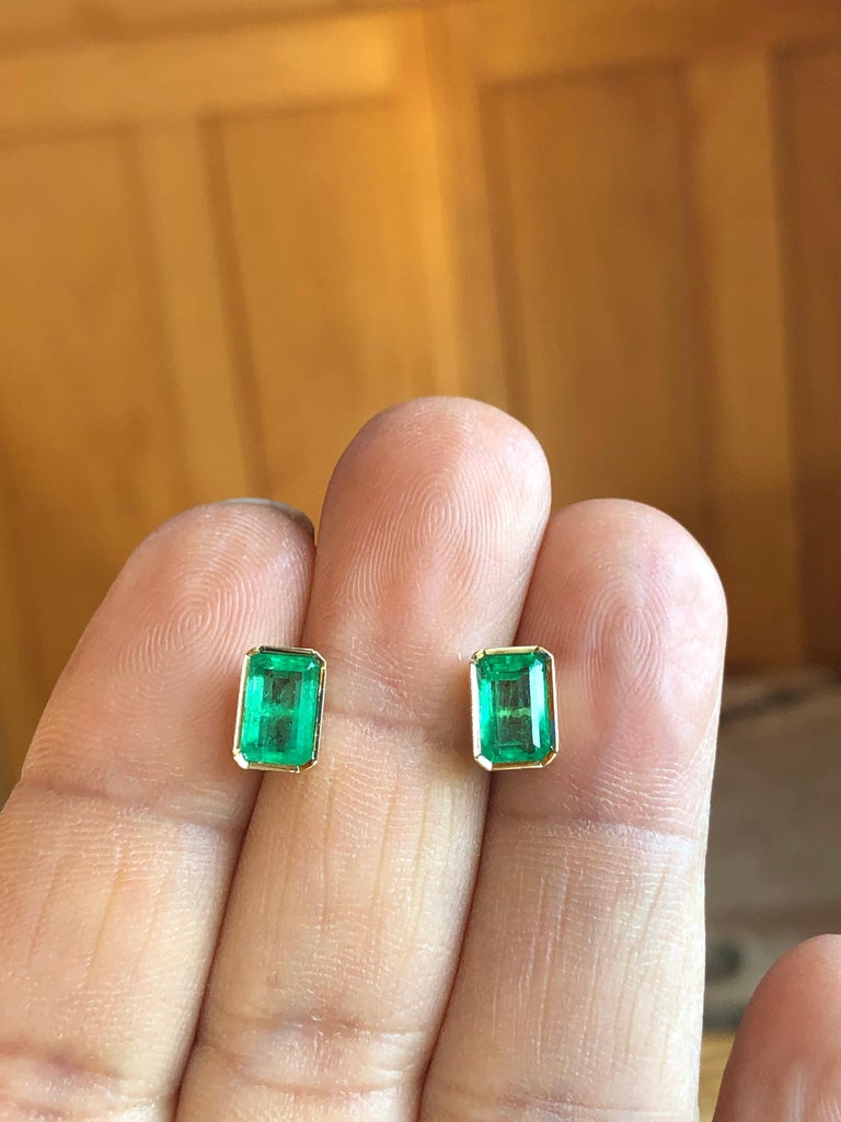 Emeralds Maravellous Natural Emerald Stud Earrings 18 Karat Yellow Gold ...