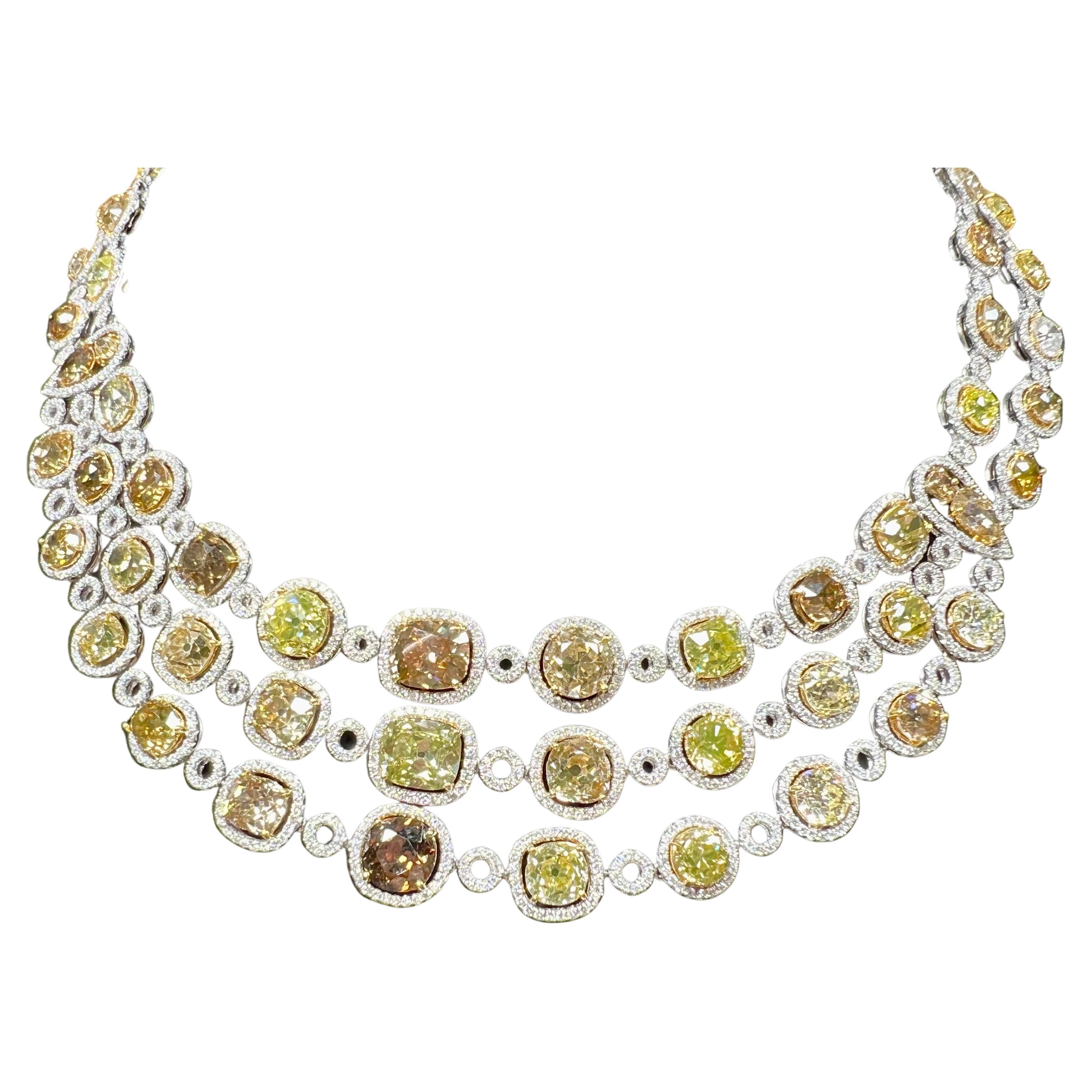 Natural Fancy Color Diamond Necklace For Sale at 1stDibs