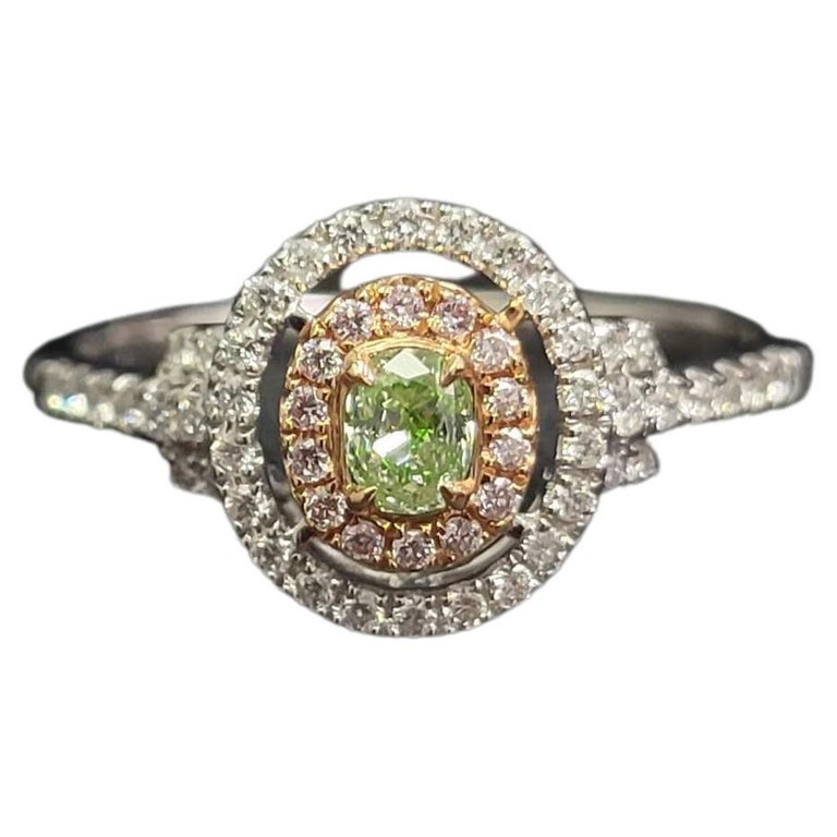 Natural Fancy Green Diamond Ring For Sale at 1stDibs