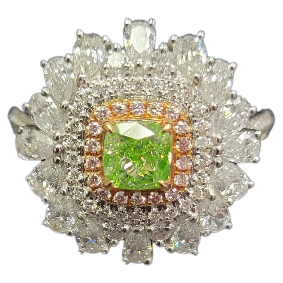 Natural Fancy Green Diamond Ring For Sale at 1stDibs