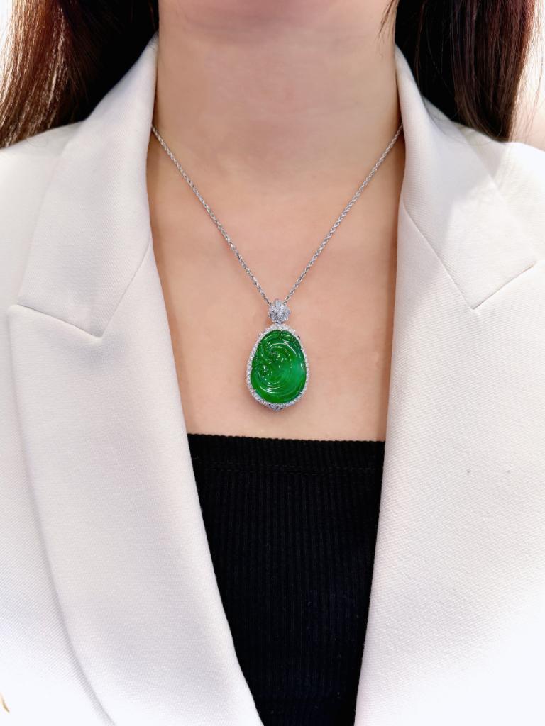 Natural Green Jadeite and Diamond Pendant in 18K Gold with Necklace For ...
