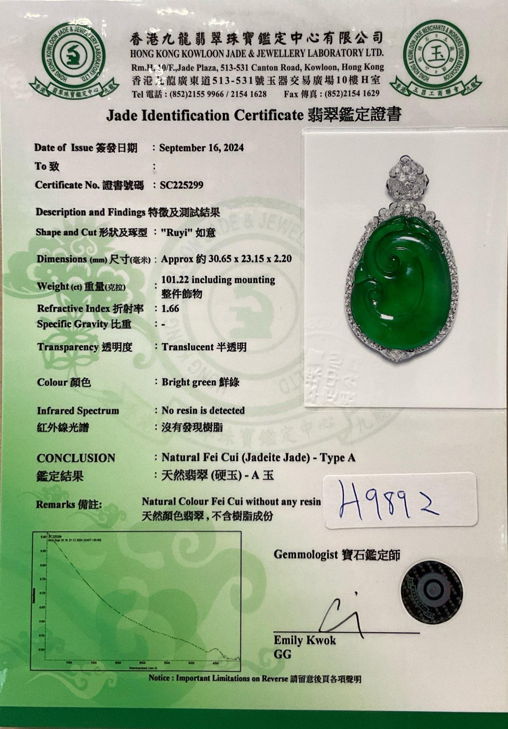 Natural Green Jadeite and Diamond Pendant in 18K Gold with Necklace For ...