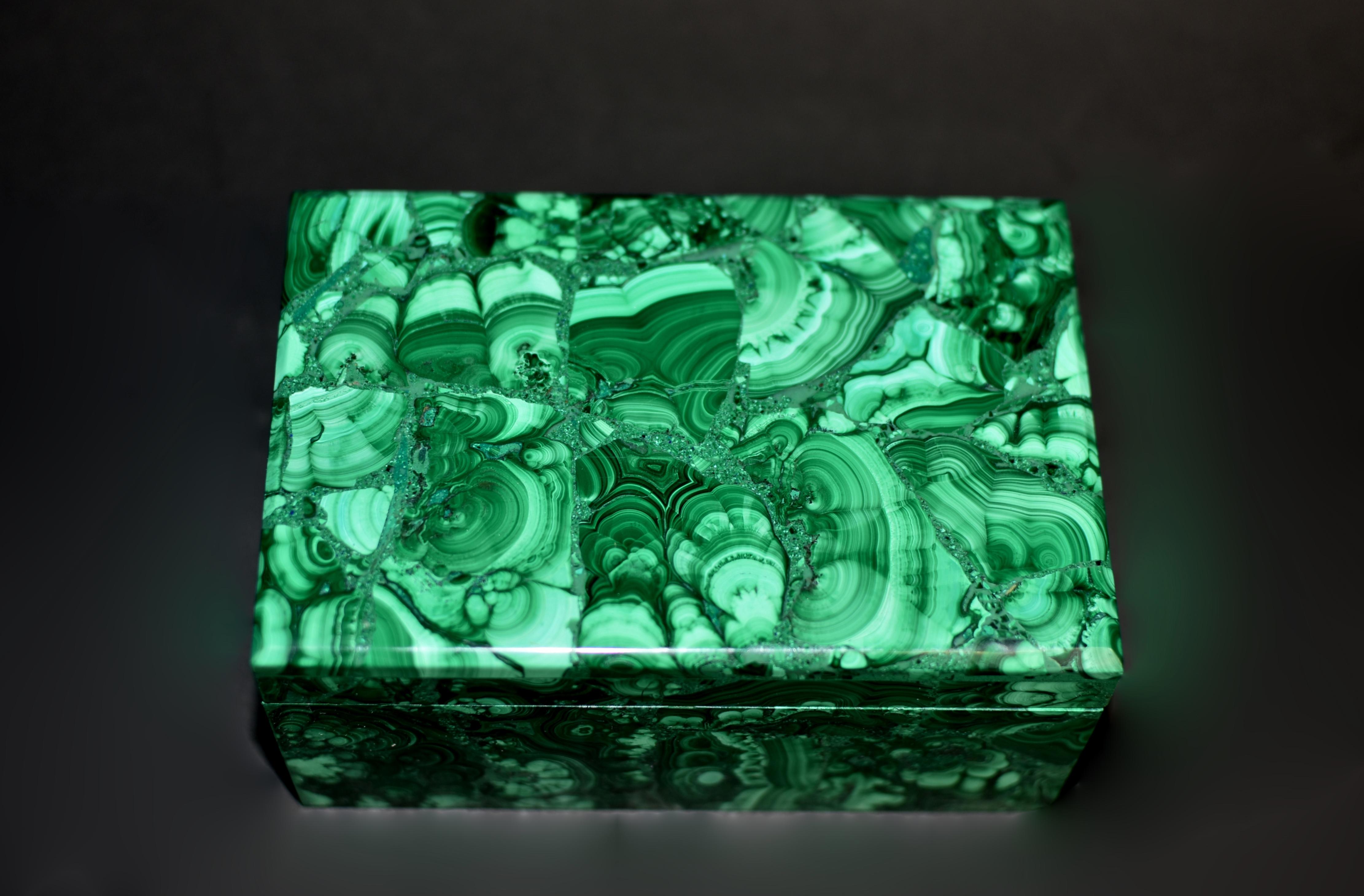 Malachite Box Large 2.75 Lb Jewelry Box For Sale at 1stDibs