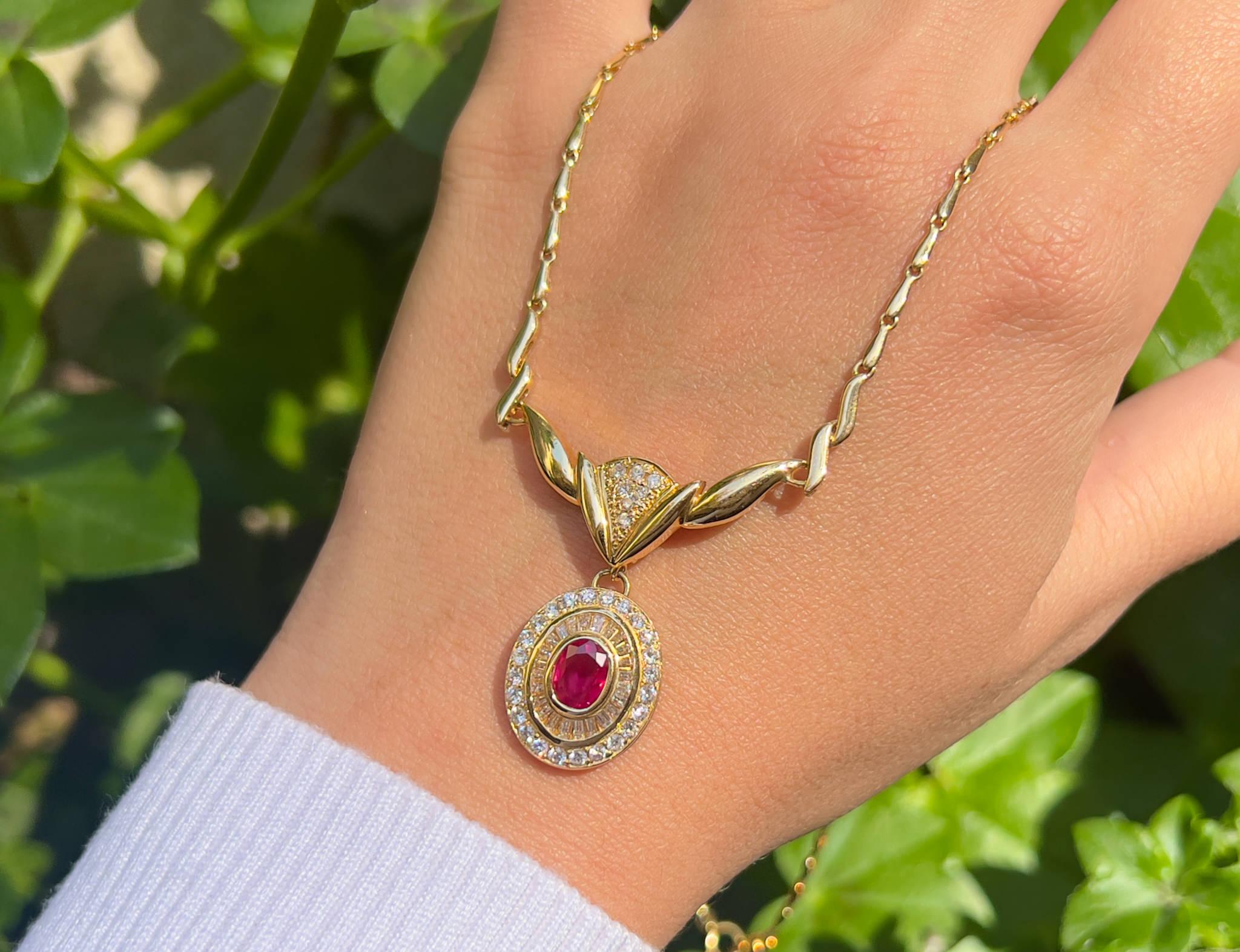 Natural Oval 1 Carat Ruby Pendant Necklace Set with Diamonds 18k Gold ...