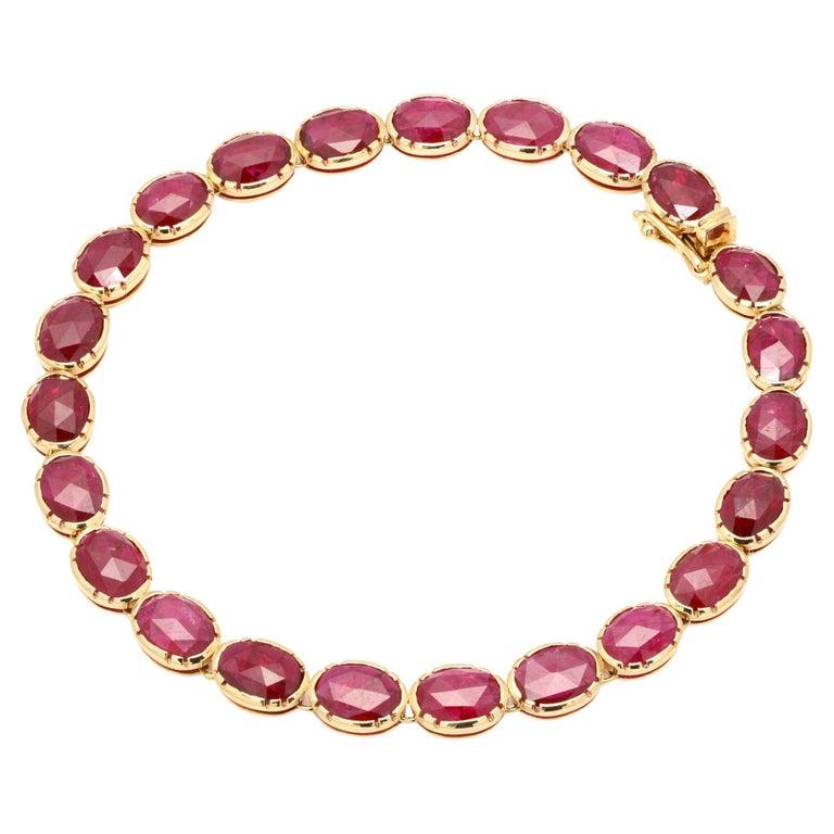 Natural Oval Ruby Wedding Bracelet Inlaid in 18K Solid Yellow Gold ...