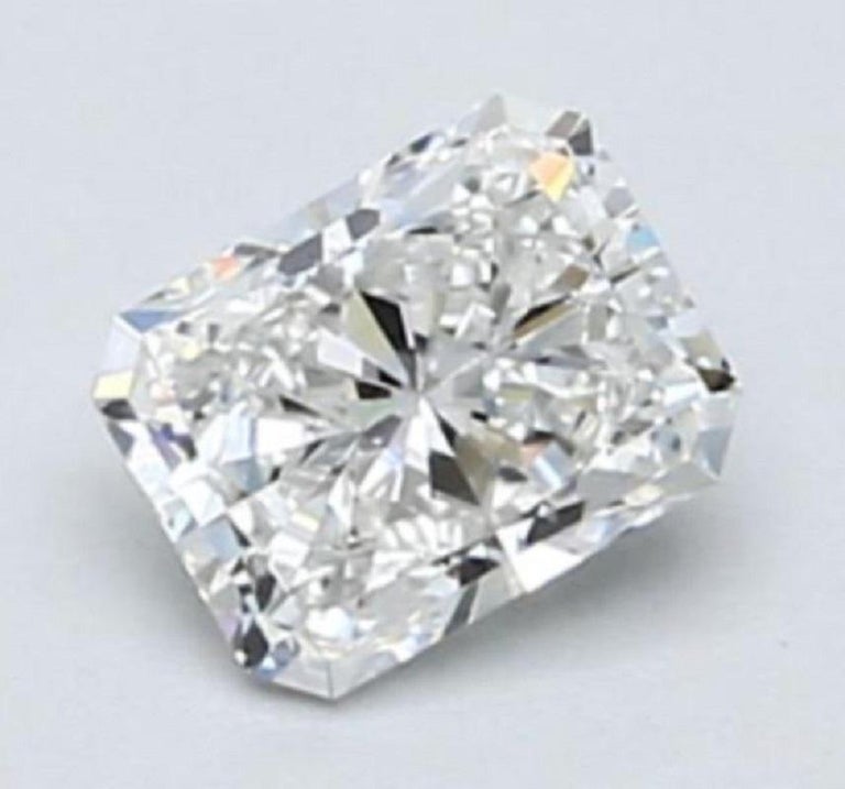 Natural Radiant Cut Diamond in a 0.41 Carat H VS1, GIA Cert at 1stDibs