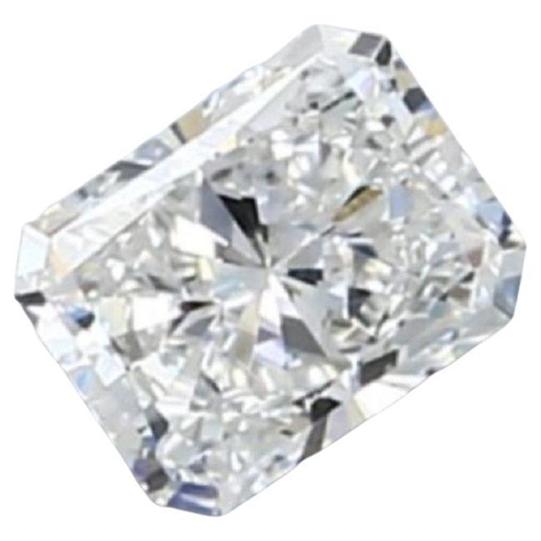 Natural Radiant Cut Diamond in a 0.41 Carat H VS1, GIA Cert at 1stDibs