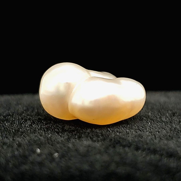 Natural Saltwater Basra Pearl with GIA Certificate For Sale at 1stDibs