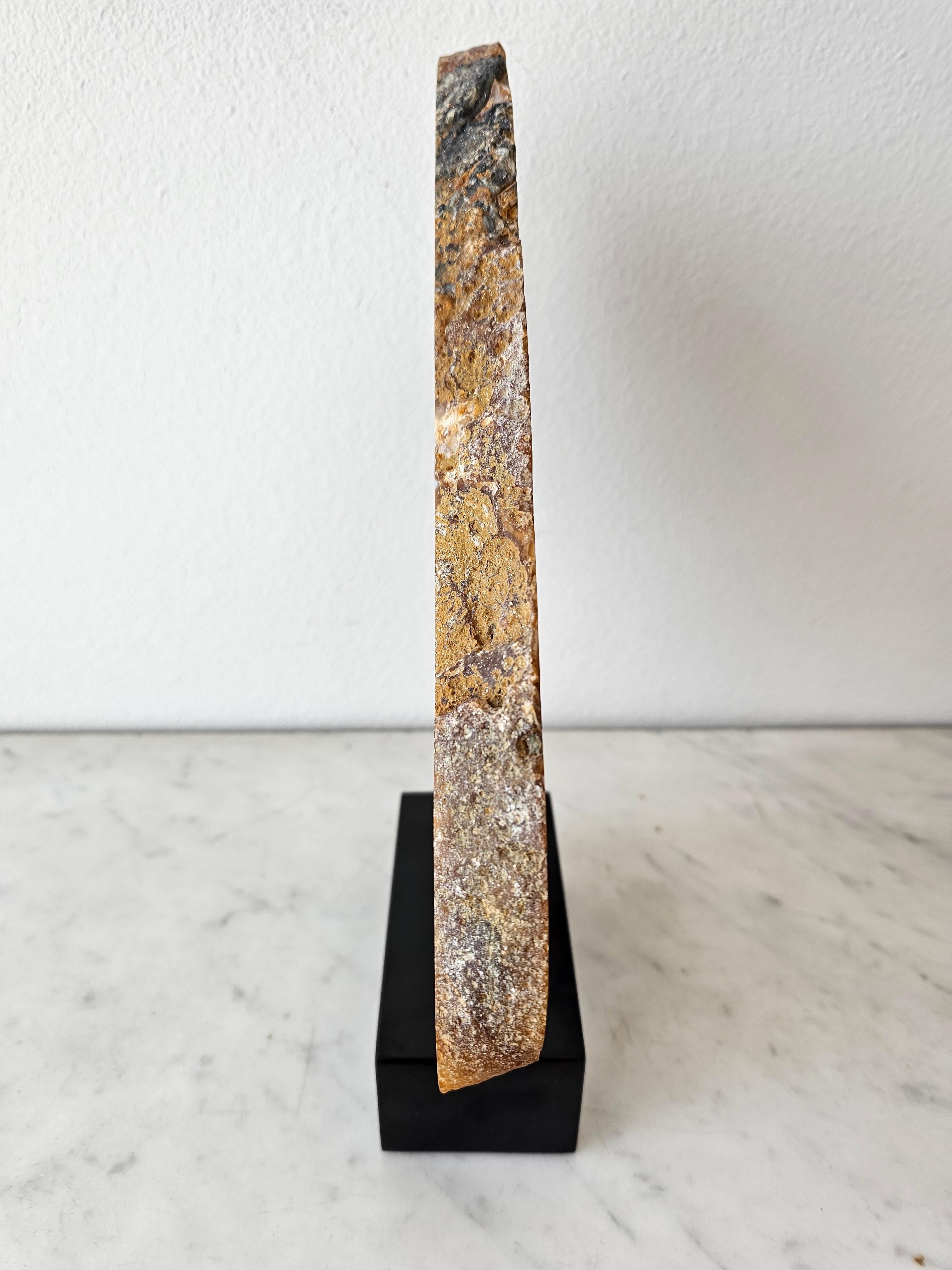 Metal Plates Wall Decor Black Iron Metal Slab Stand - Medium Size ...